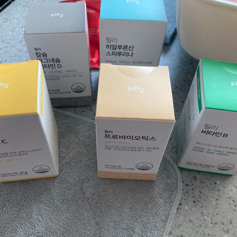 이님의 비타민c히알루론산 스피루리나프로바이오틱스칼슘 마그네슘 비타민d비타민b 추천 후기 맞춤영양제 필리